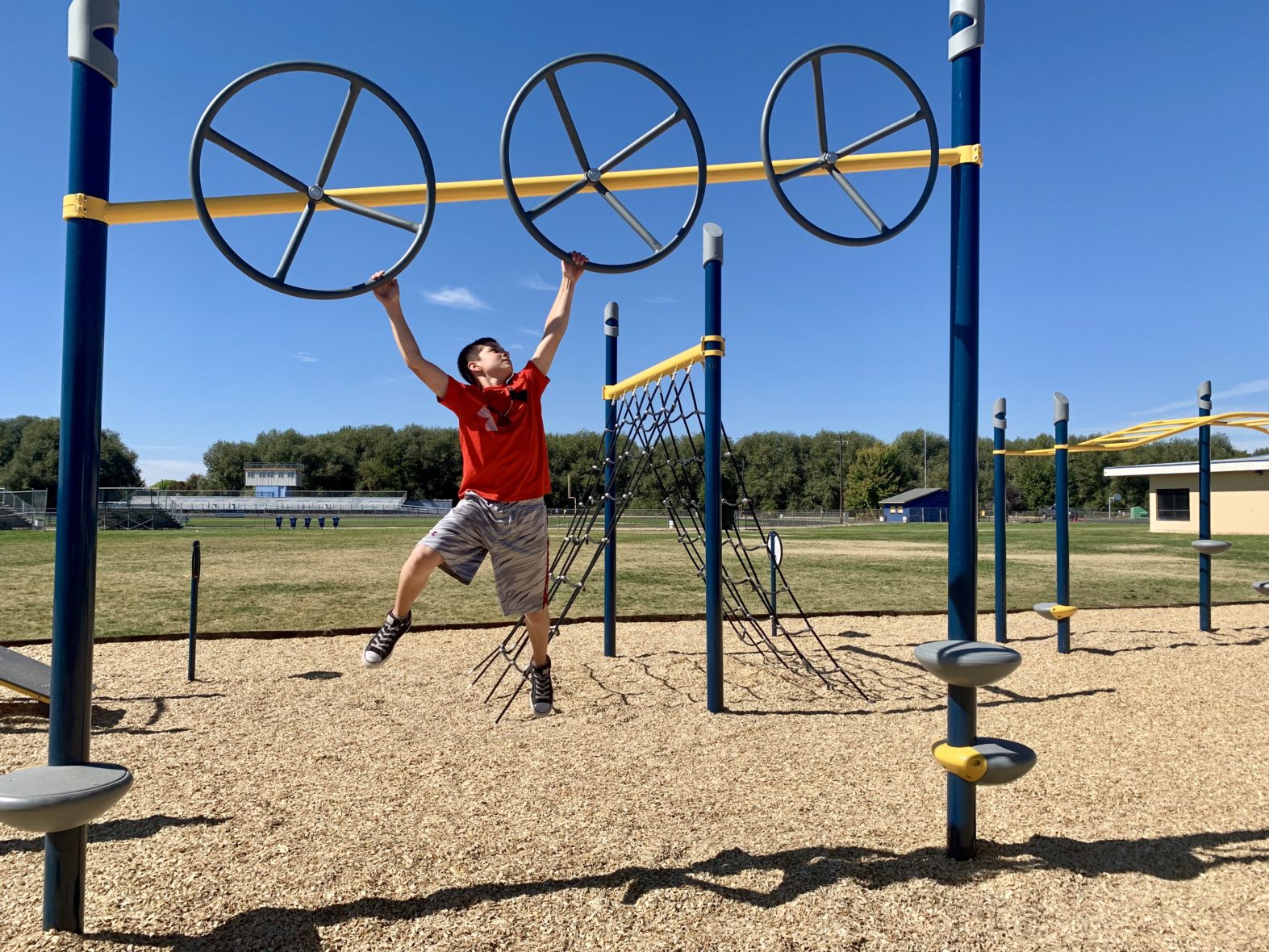 They're not on their phones! Students choose to play on ninja warrior ...