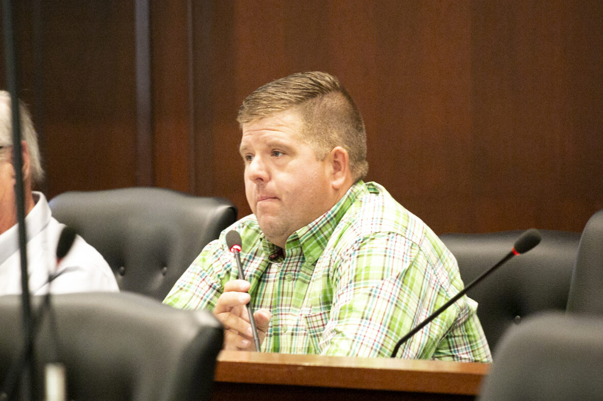 ISBA rep leaves indoctrination task force, decrying ‘partisan campaigning’