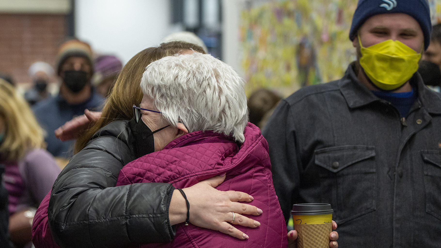 Time capsule takes former elementary students and teachers back 22 years