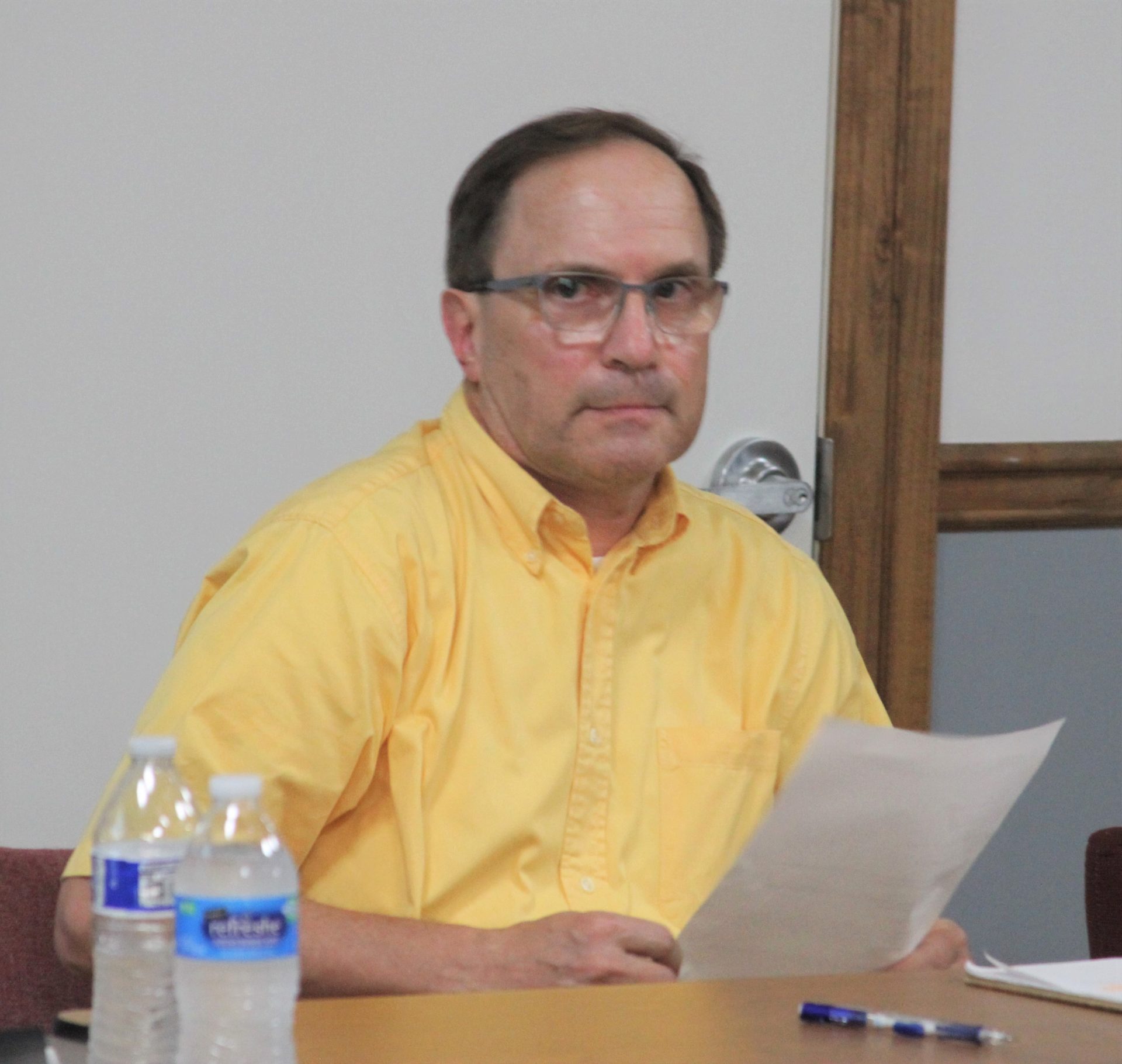 UPDATED: Durst superintendent contract approved after weeks of controversy