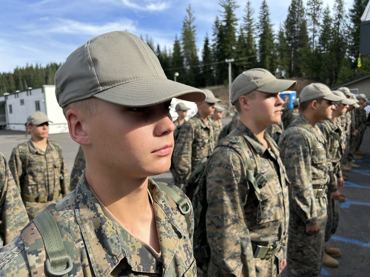 Alternative school's military-style discipline transforms struggling ...