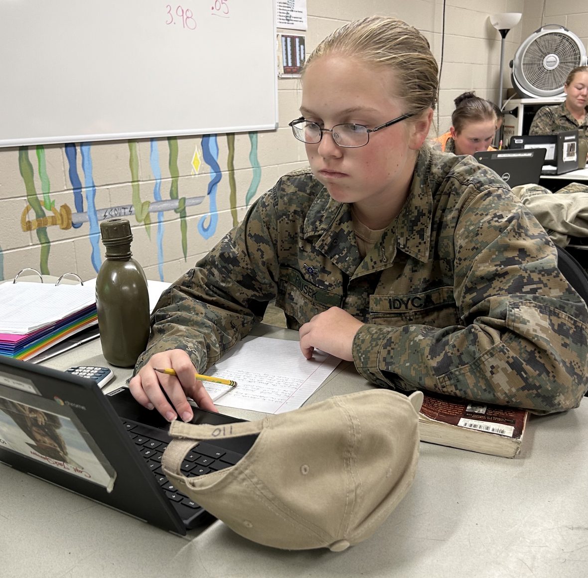 Alternative school's military-style discipline transforms struggling ...